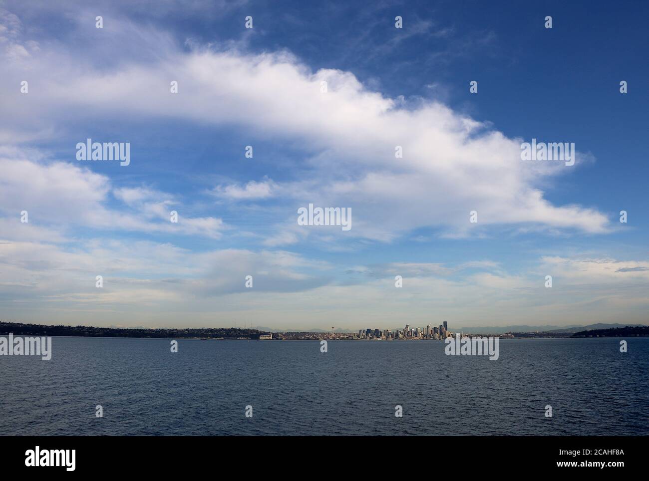 Seattle downtown view with landscapes hi-res stock photography and ...