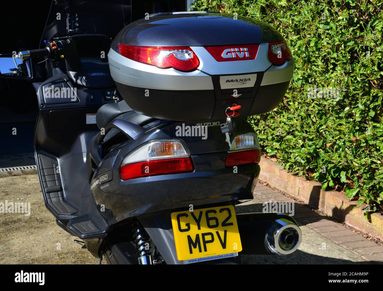 Suzuki Bergman scooter Stock Photo - Alamy