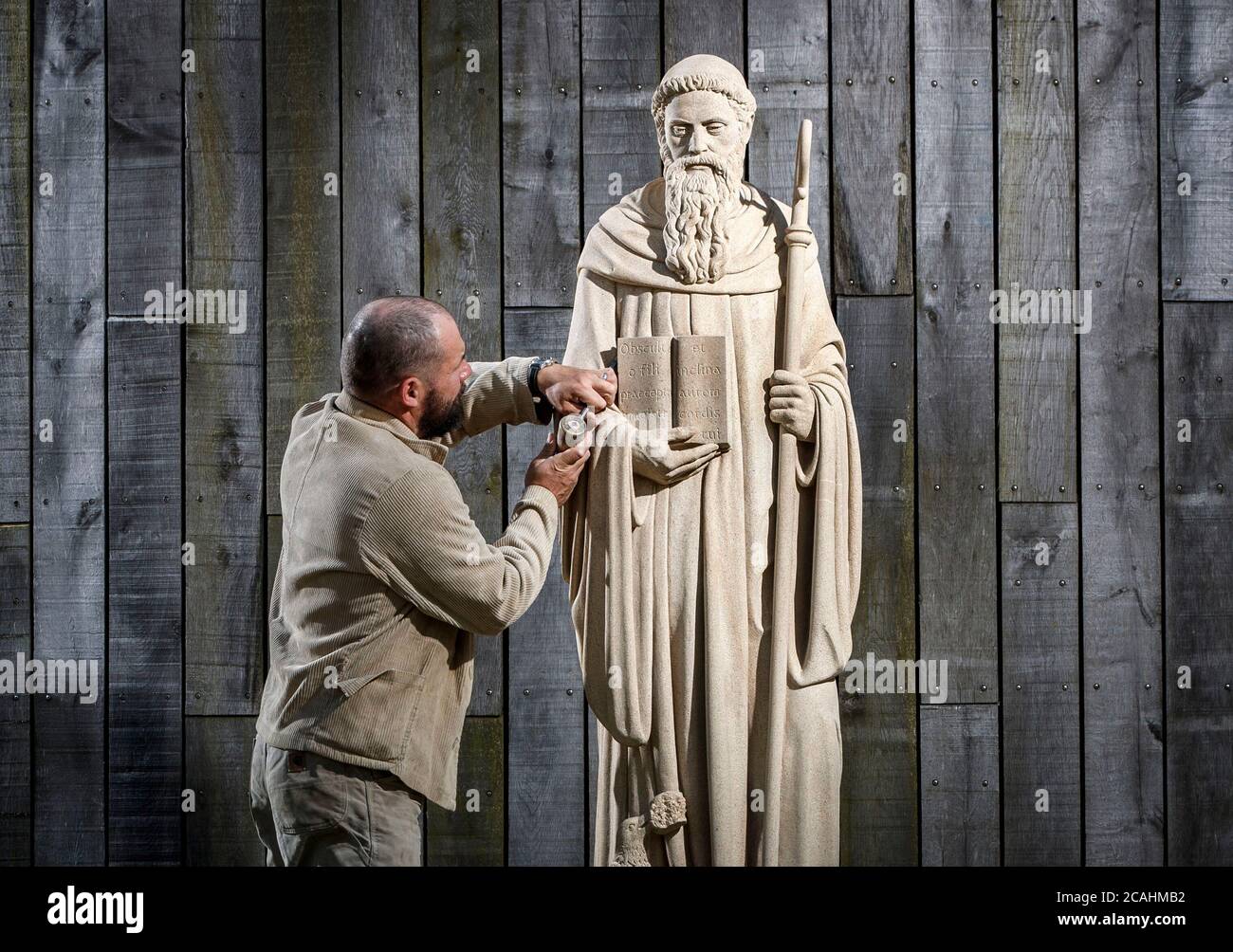 Team masons matthias garn master mason hi-res stock photography and ...