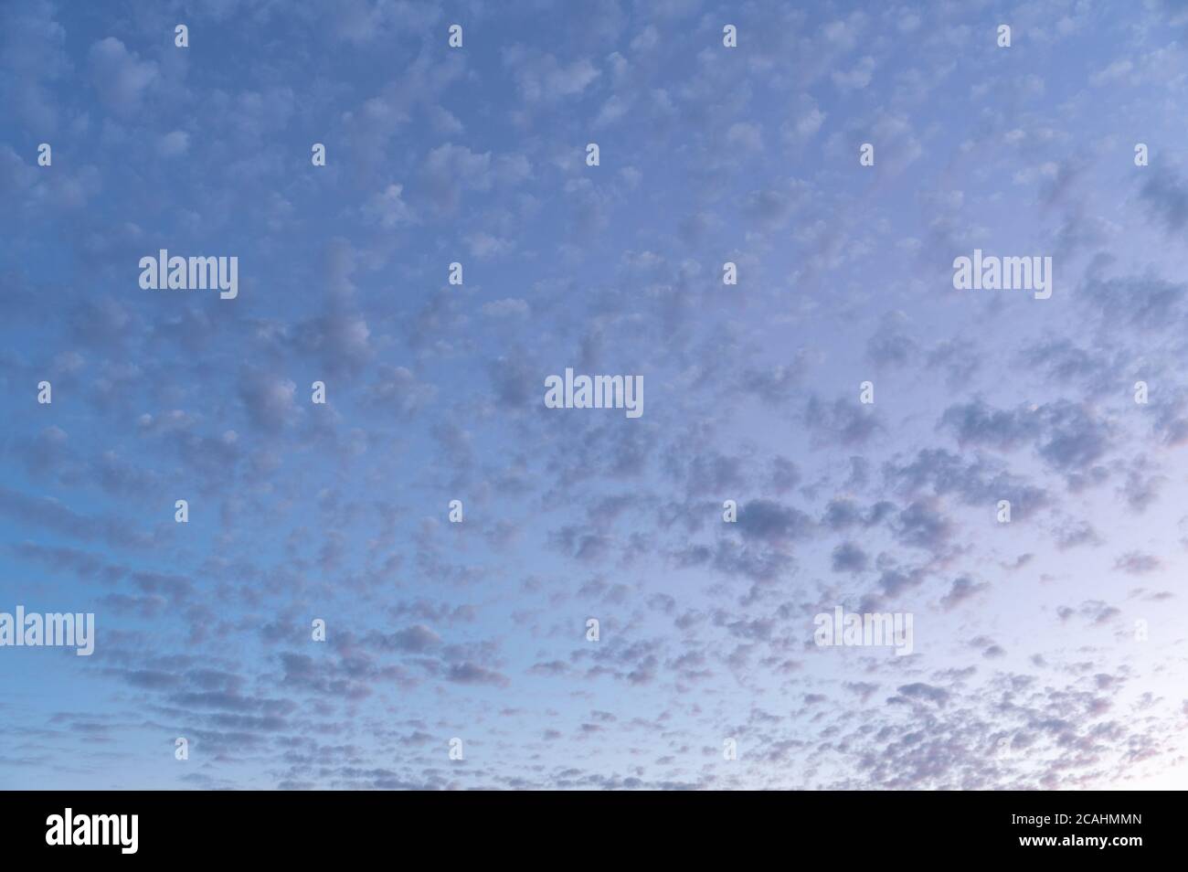 Skylight cloud hi-res stock photography and images - Alamy