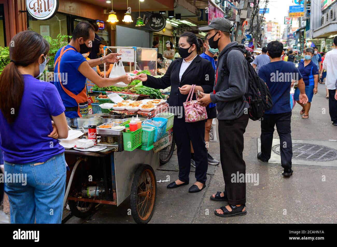 Stall stalls booth vendor vendors hi-res stock photography and images ...