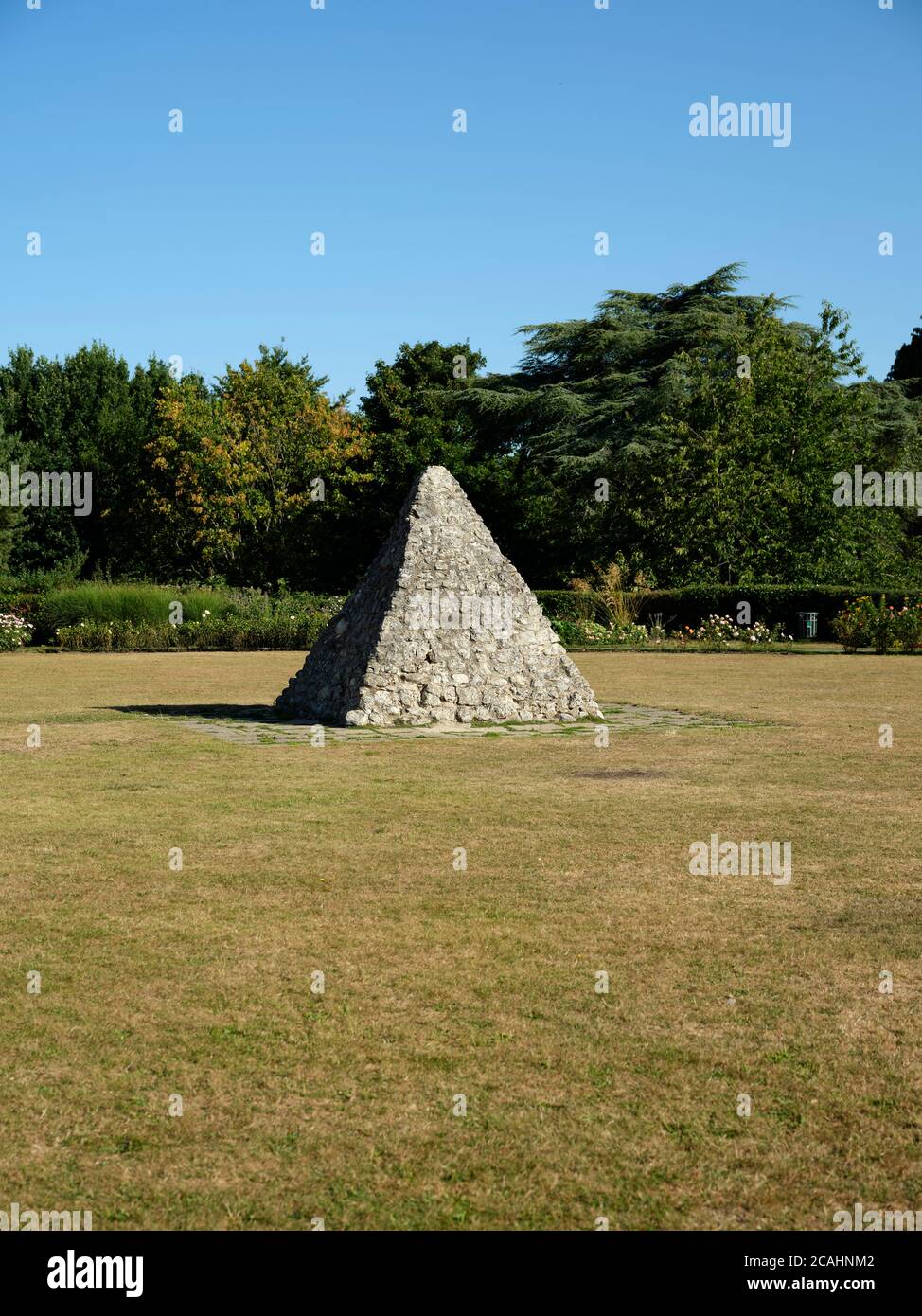 Reigate castle castle grounds surrey hi-res stock photography and ...