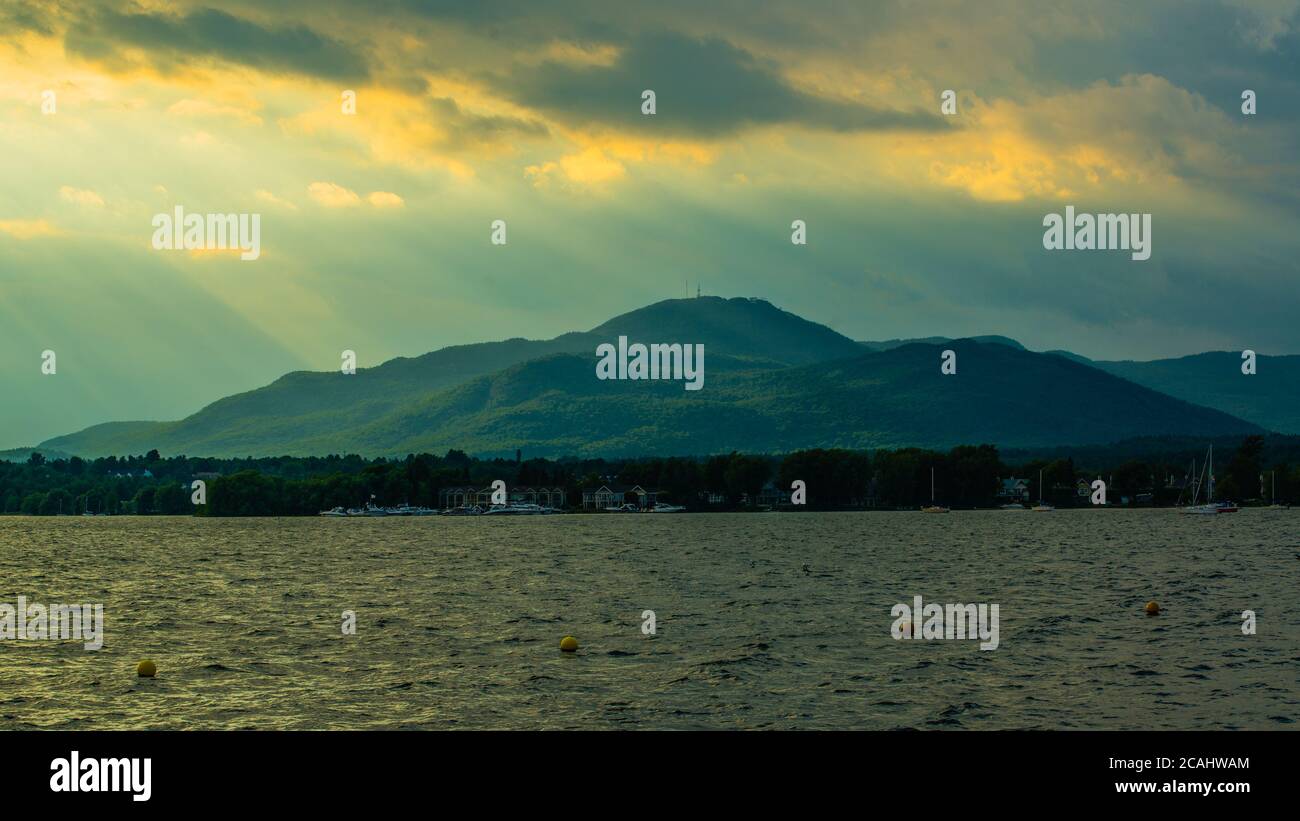 Lac magog hi-res stock photography and images - Alamy