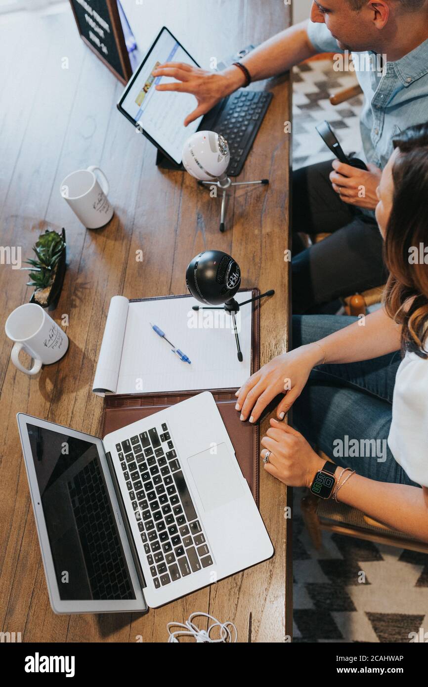 Alone but together hi-res stock photography and images - Alamy