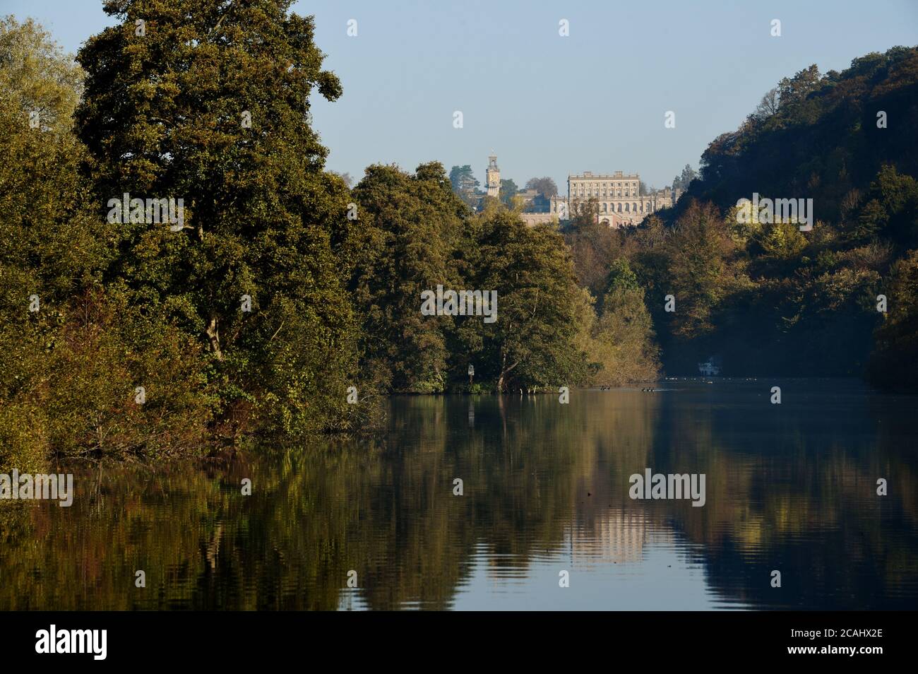 Reflections of trees in river hi-res stock photography and images - Alamy