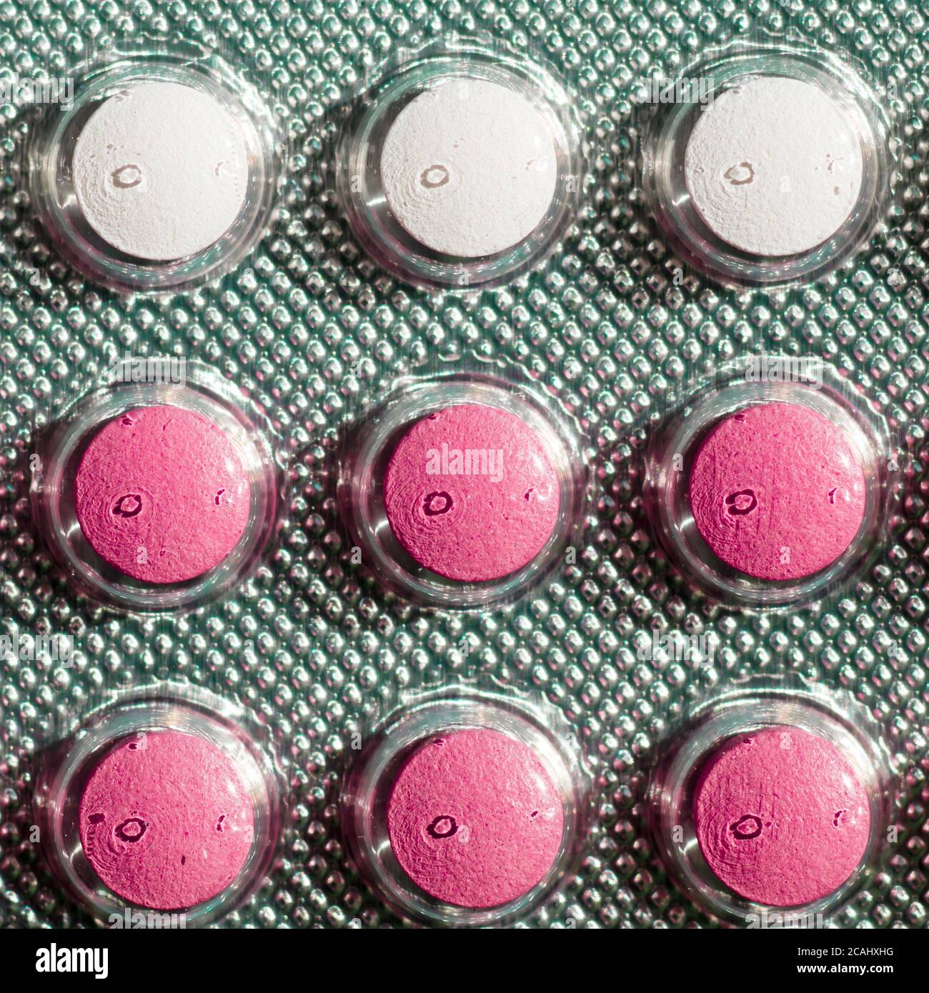 Pills pyramid hi-res stock photography and images - Alamy