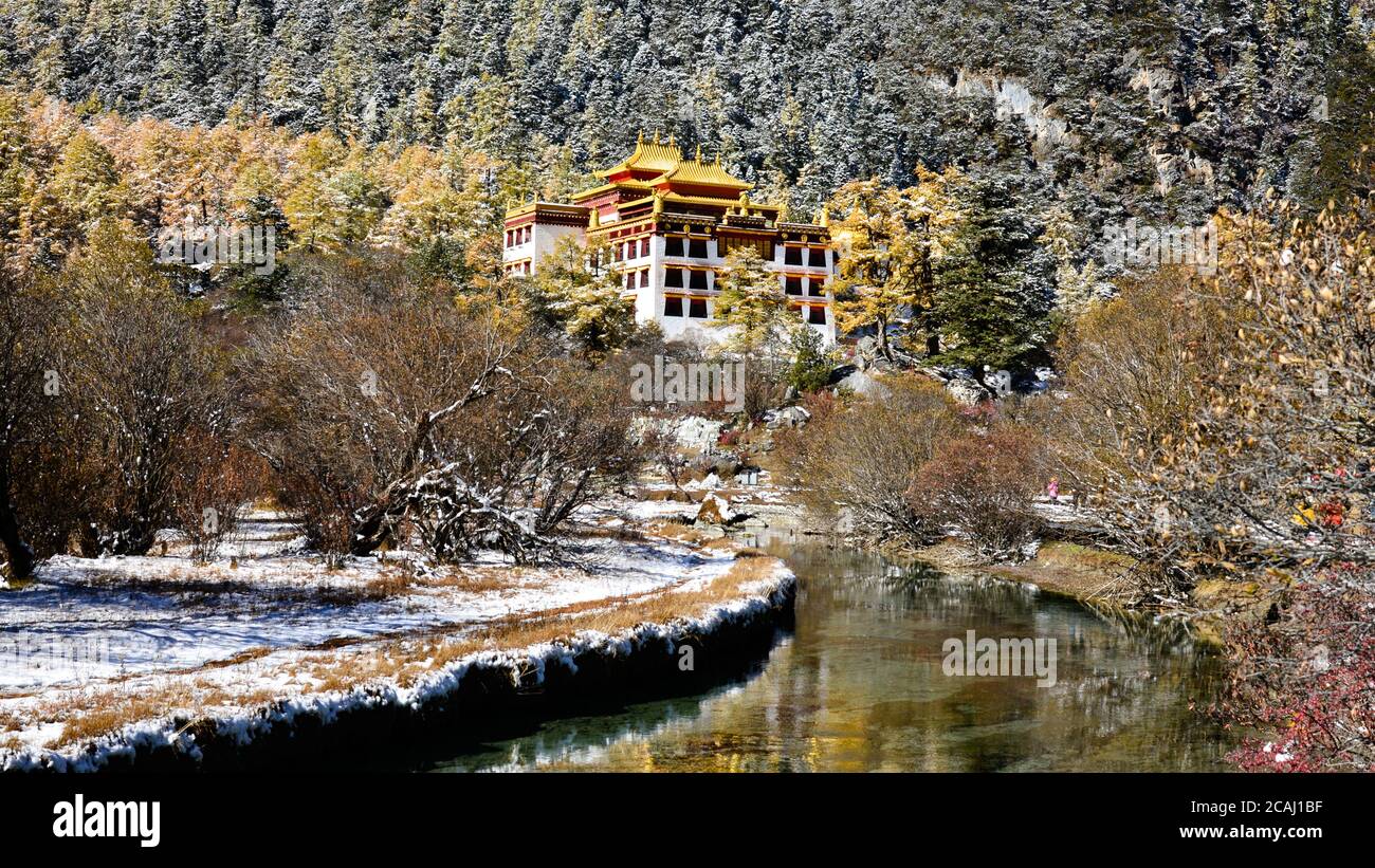 chonggu temple afrer snow Stock Photo - Alamy