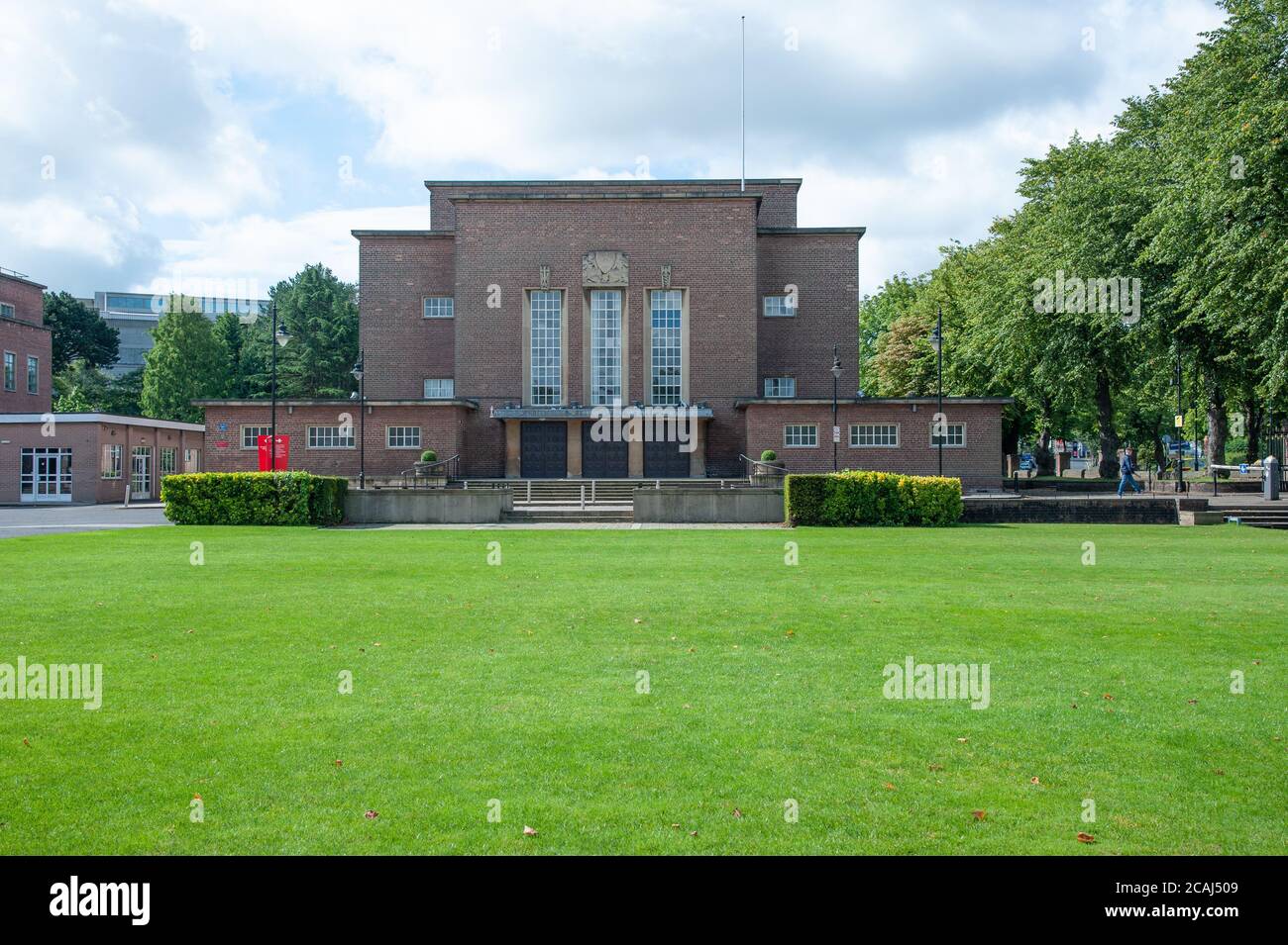 Whitla hall, queen's university hi-res stock photography and images - Alamy