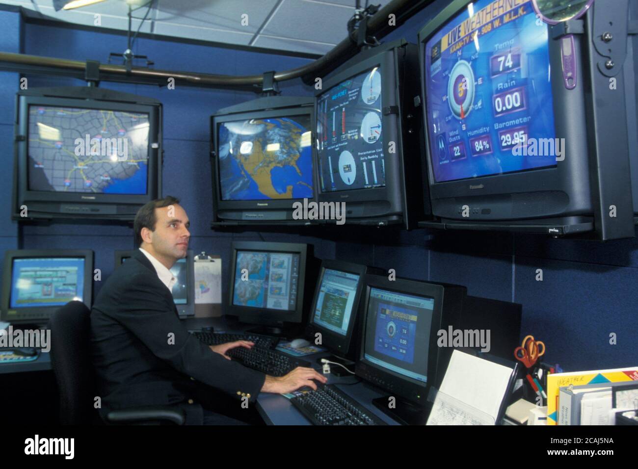 Meteorologist computer model hi-res stock photography and images - Alamy