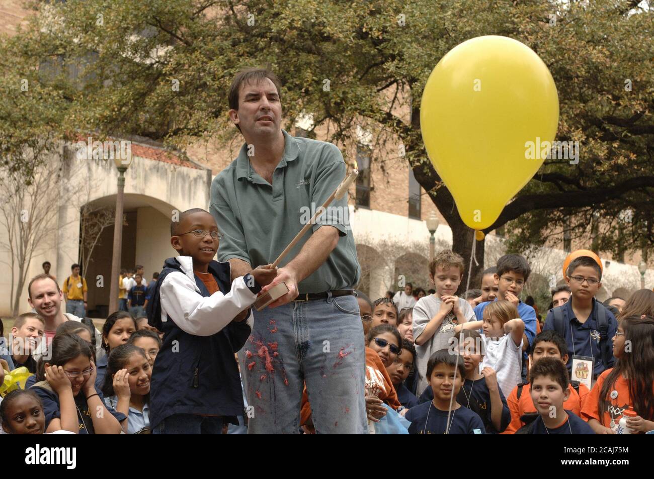 David austin 2006 hi-res stock photography and images - Alamy