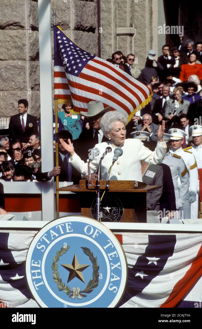 Ann richards wearing white suit hi-res stock photography and images - Alamy