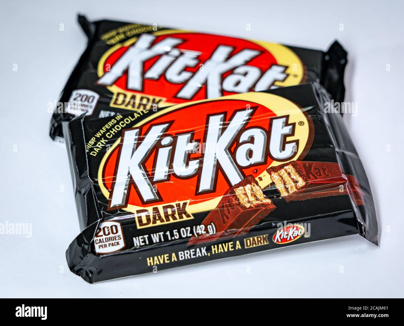 Kit kat chocolate milk wafer hi-res stock photography and images - Alamy