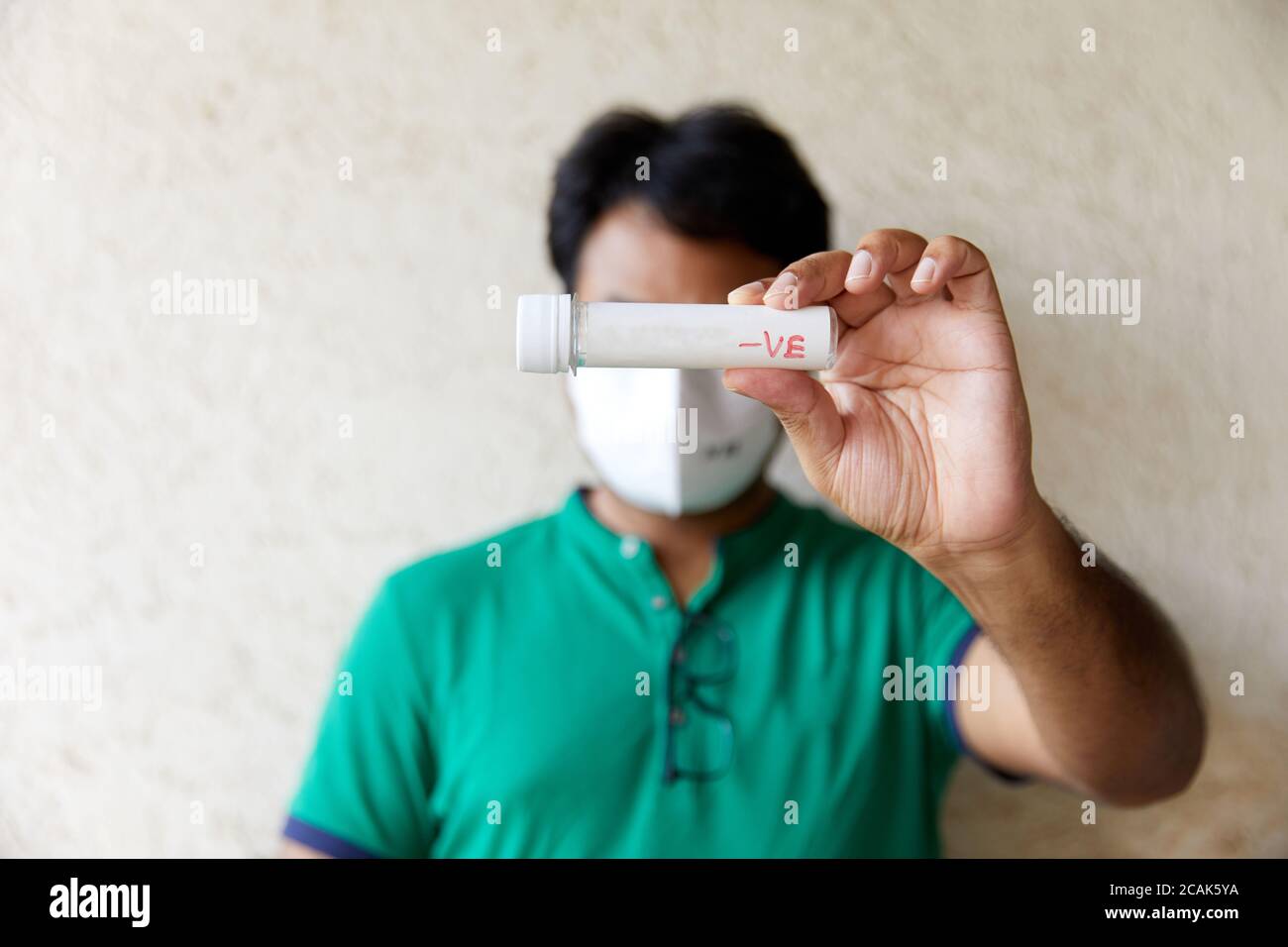 Sample rate hi-res stock photography and images - Alamy