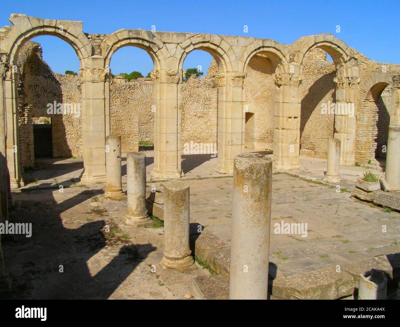 MAKTHAR, TUNISIA. ANCIENT MAKTARIS, ROMAN RUINS IN CENTRAL TUNISIA ...