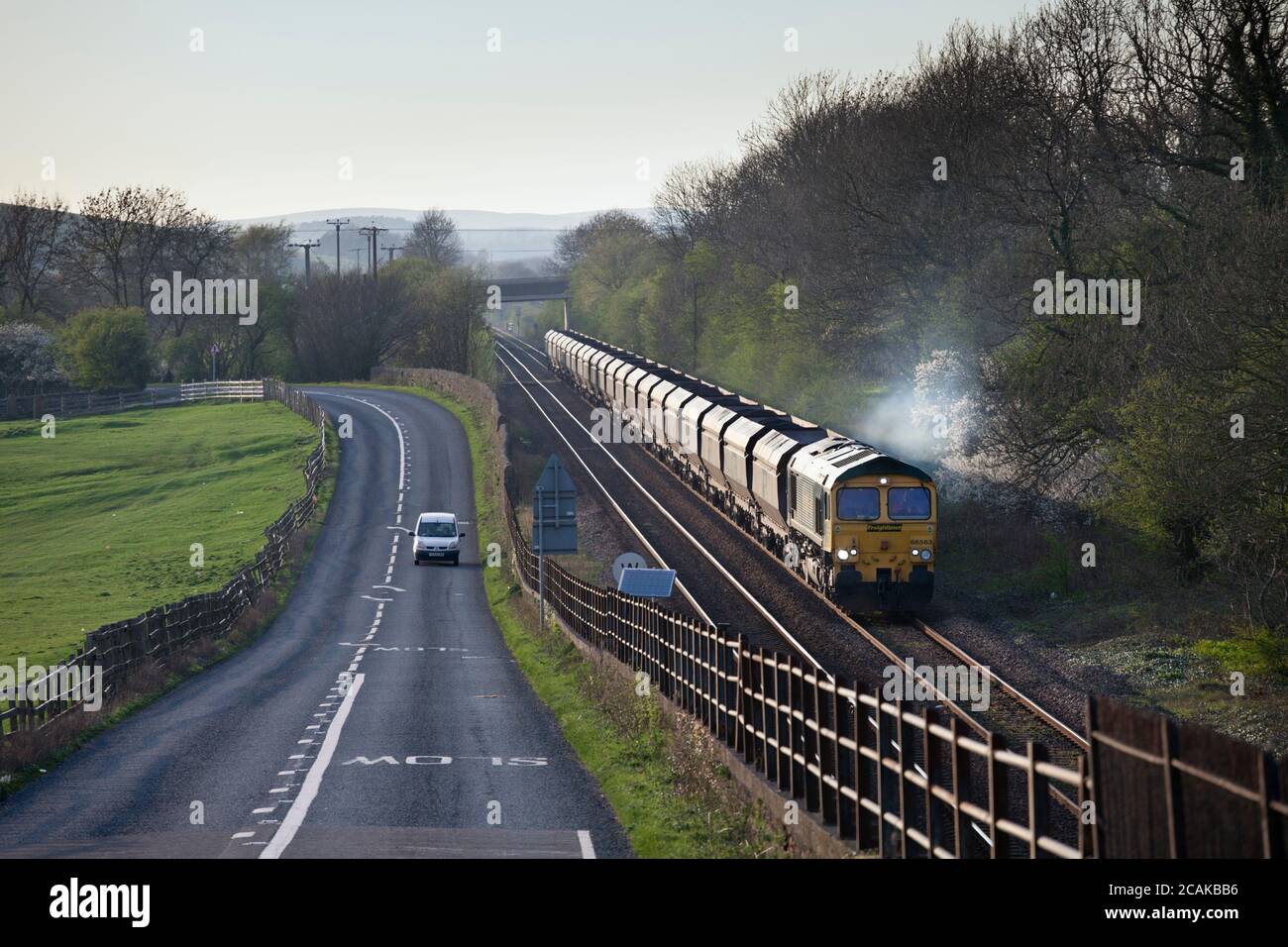 Freightliner class 66 locomotive 66563 hauling a merry go round coal ...