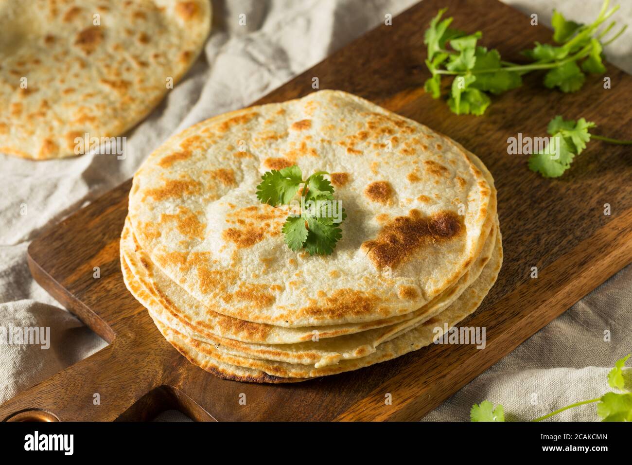 Homemade Roti Chapati Flatbread Ready to Eat Stock Photo - Alamy