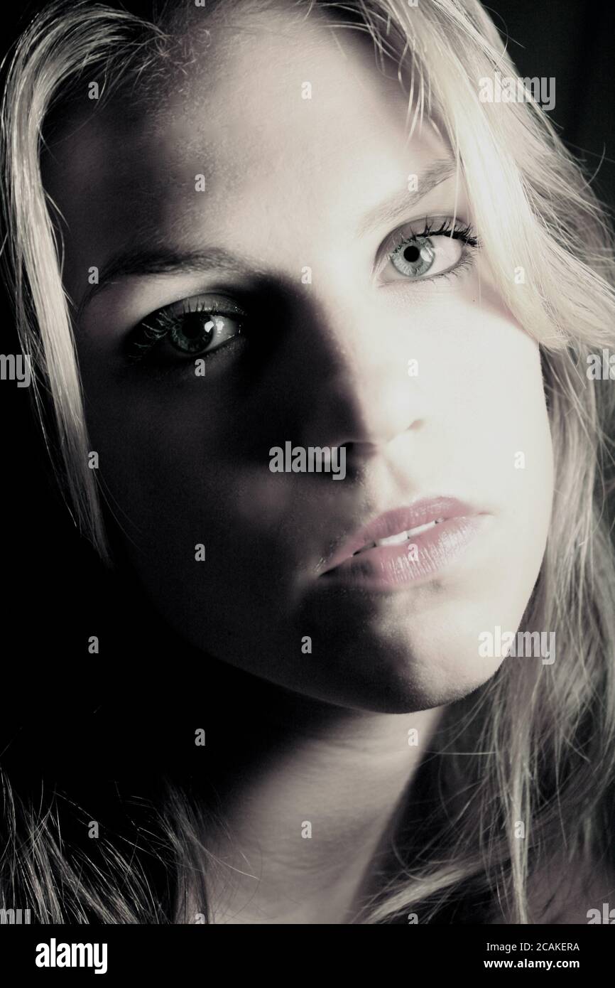 Pictures of angles hi-res stock photography and images - Alamy