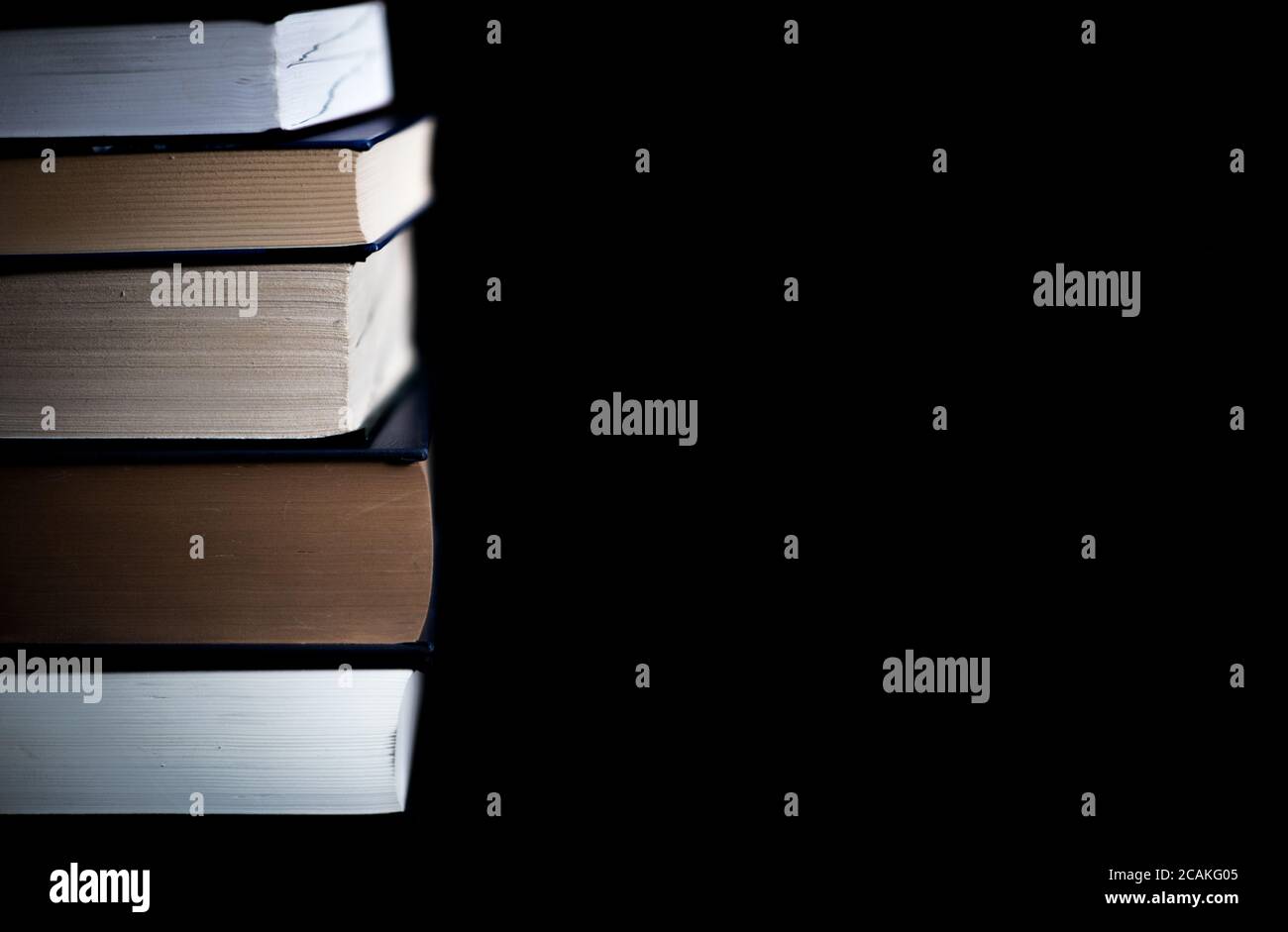 Academic books education online hi-res stock photography and images - Alamy