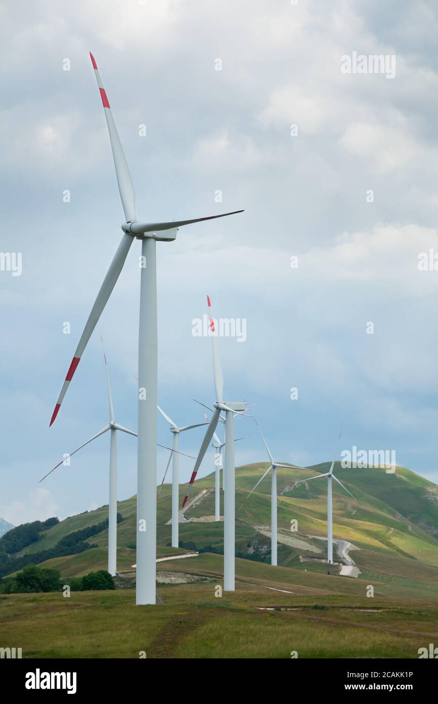 Wind powerplants hi-res stock photography and images - Alamy