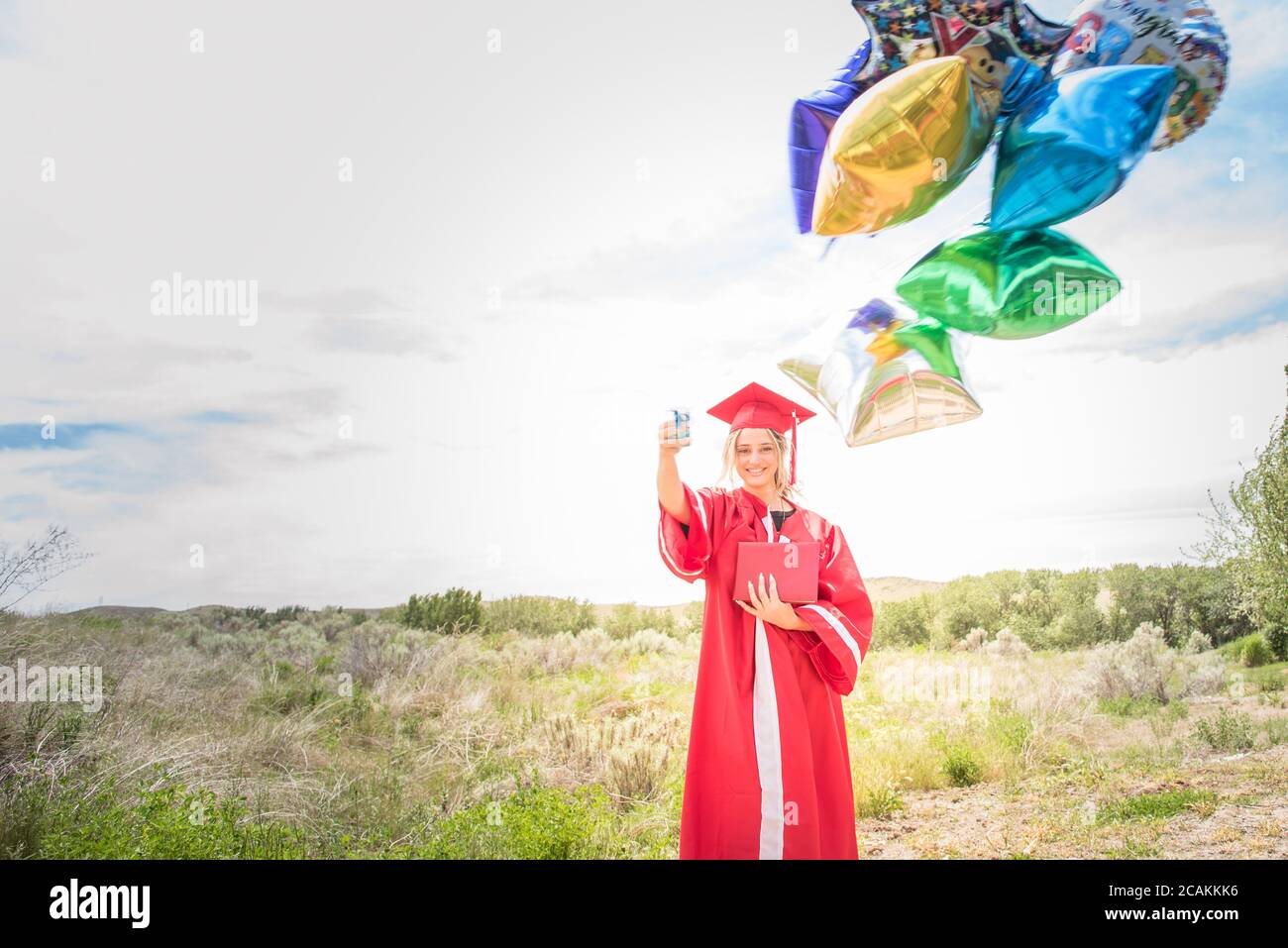 Woman graduation diploma hi-res stock photography and images - Alamy