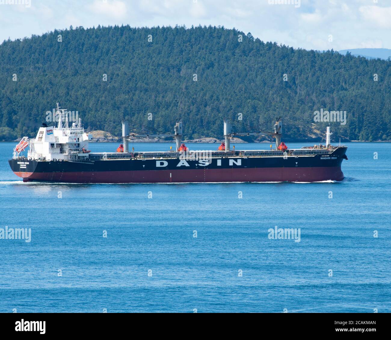 Commercial watercraft hi-res stock photography and images - Alamy