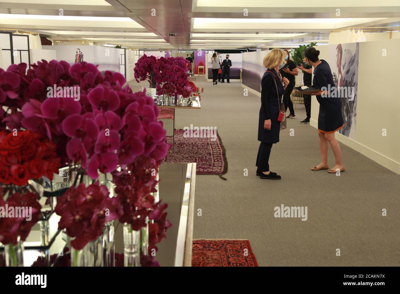 Orange County, USA. 7th Aug, 2020. Customers visit the newly-built open ...