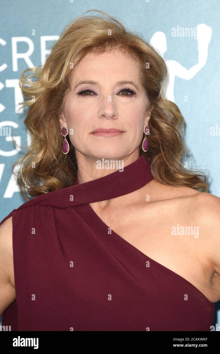 LOS ANGELES - JAN 19: Nancy Travis at the 26th Screen Actors Guild ...