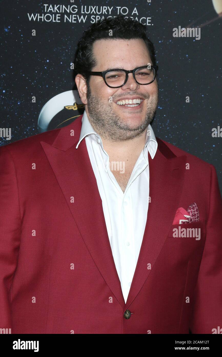 LOS ANGELES - JAN 14: Josh Gad at the "Avenue 5" Premiere Screening ...