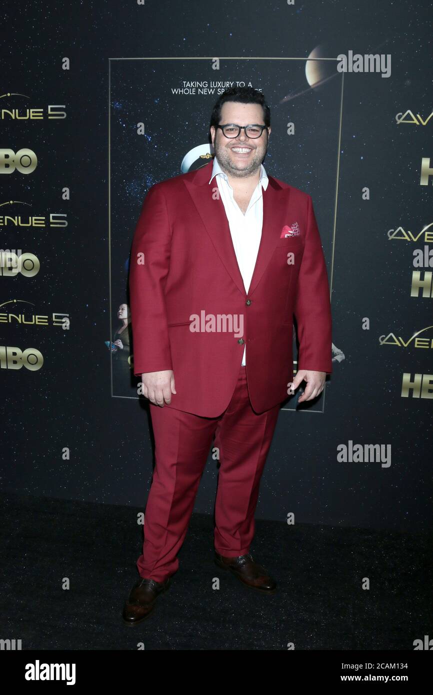 LOS ANGELES - JAN 14: Josh Gad at the "Avenue 5" Premiere Screening - Arrivals at the Avalon ...