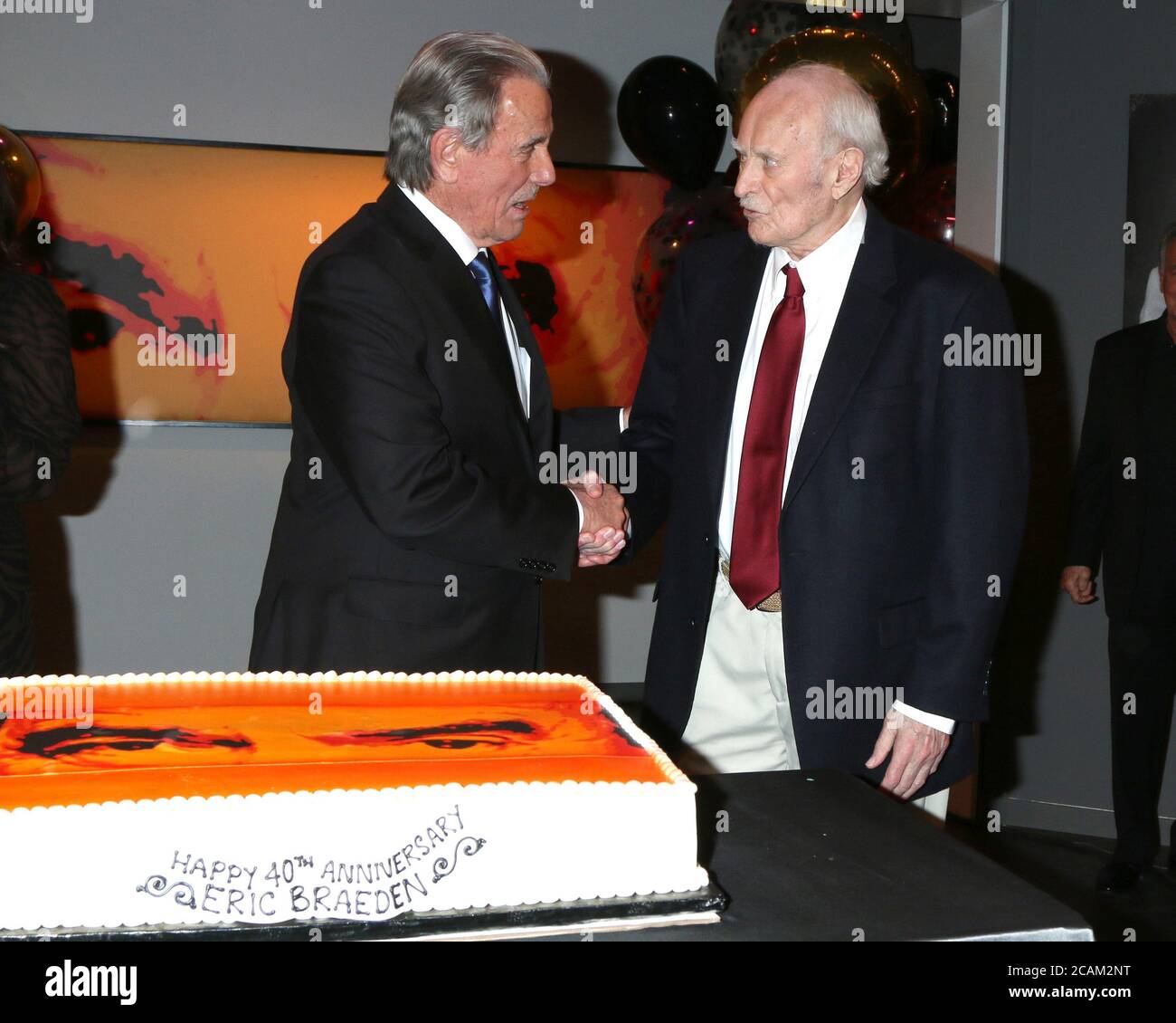 Eric braeden and dabney coleman hi-res stock photography and images - Alamy