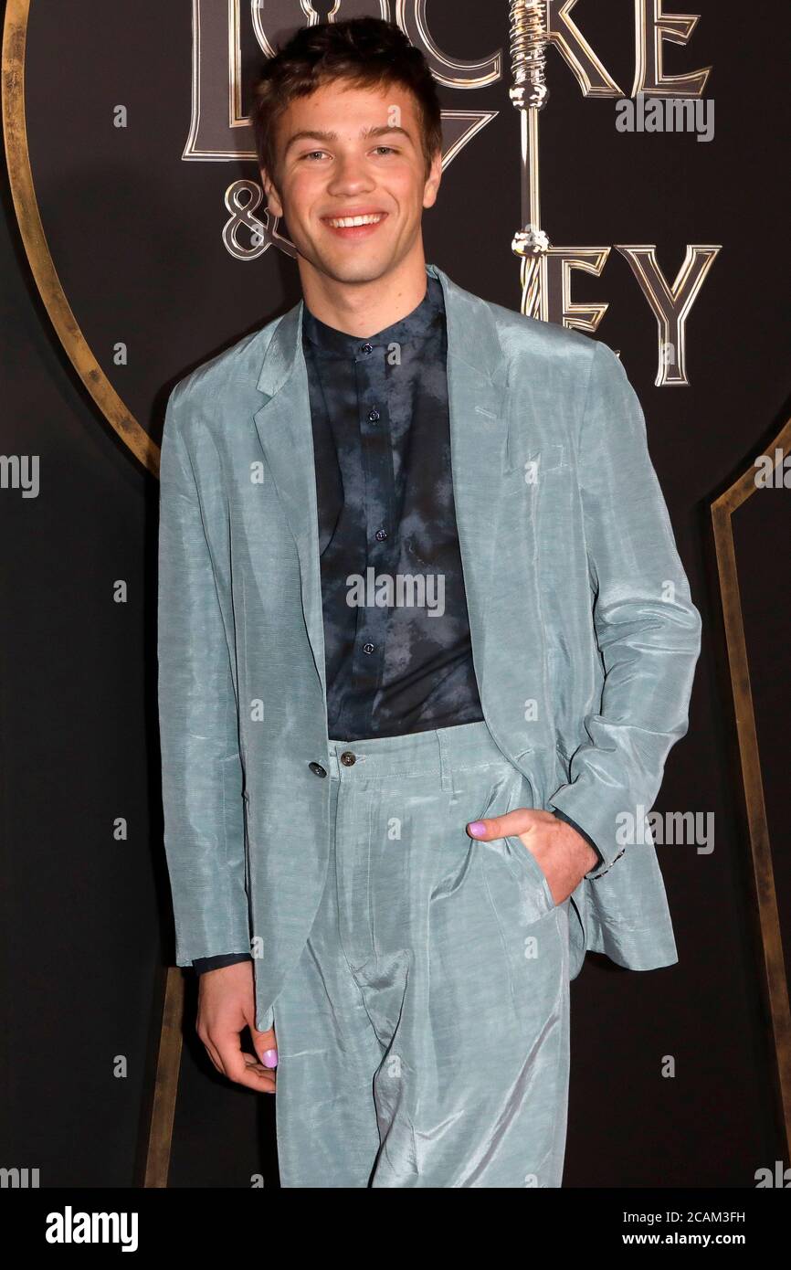 LOS ANGELES - FEB 5: Connor Jessup at the "Locke & Key" Series Premiere ...