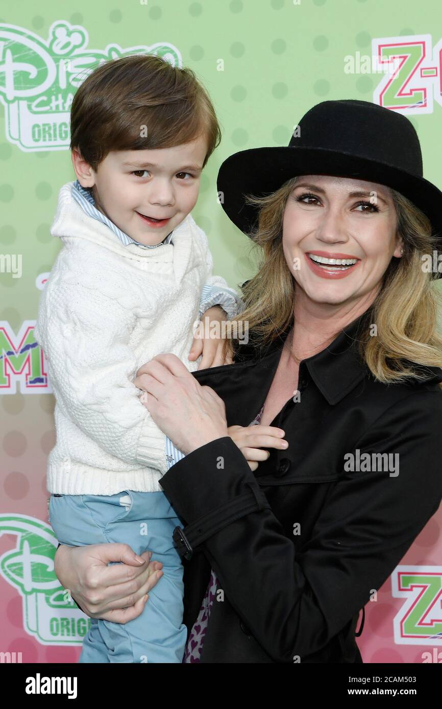 Ashley jones joel henricks hi-res stock photography and images - Alamy