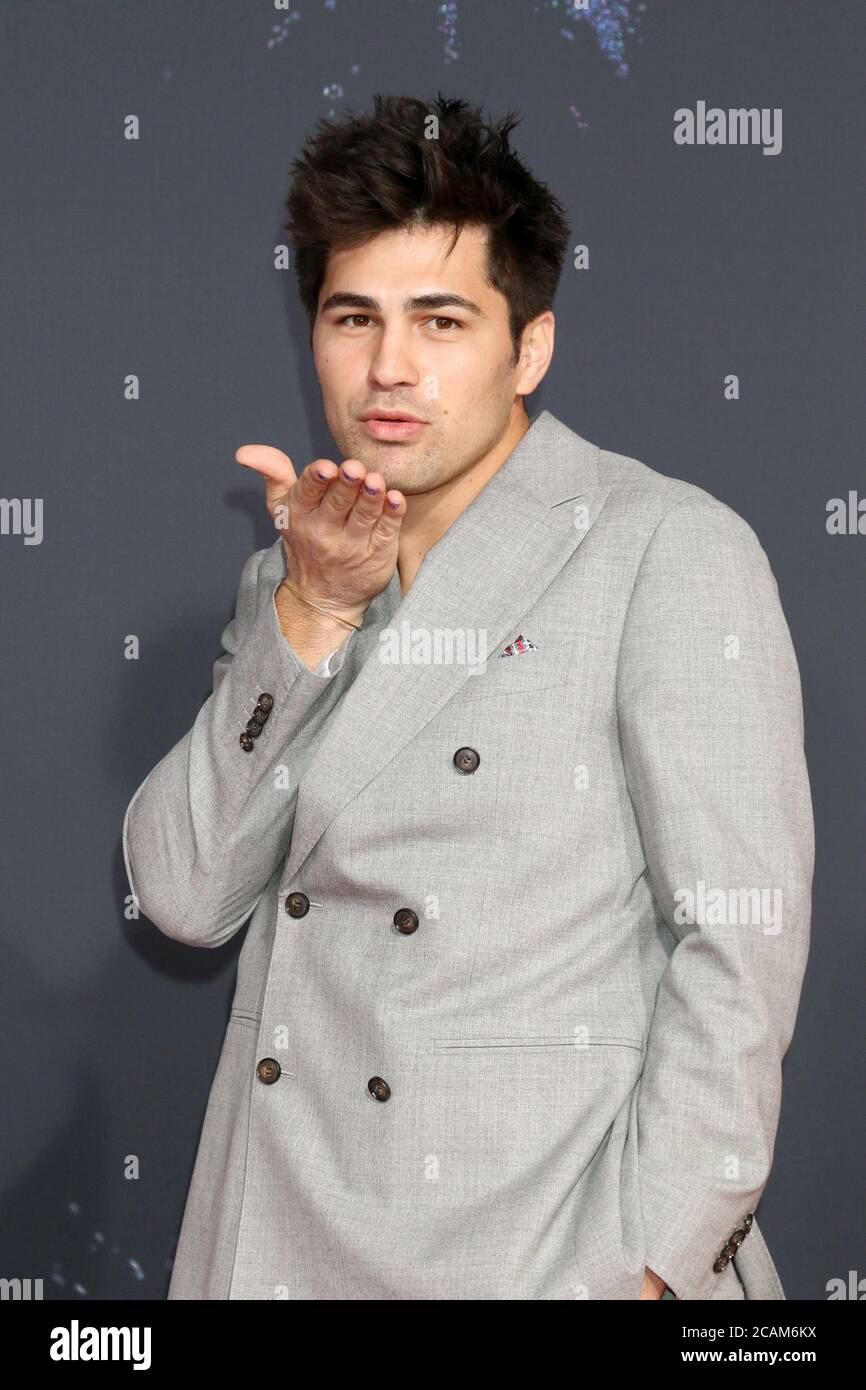 LOS ANGELES - NOV 24: Toddy Smith at the 47th American Music Awards ...