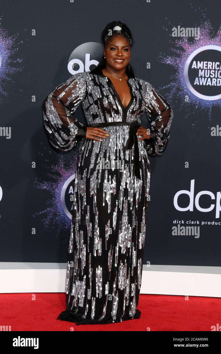 LOS ANGELES - NOV 24: Ester Dean at the 47th American Music Awards ...