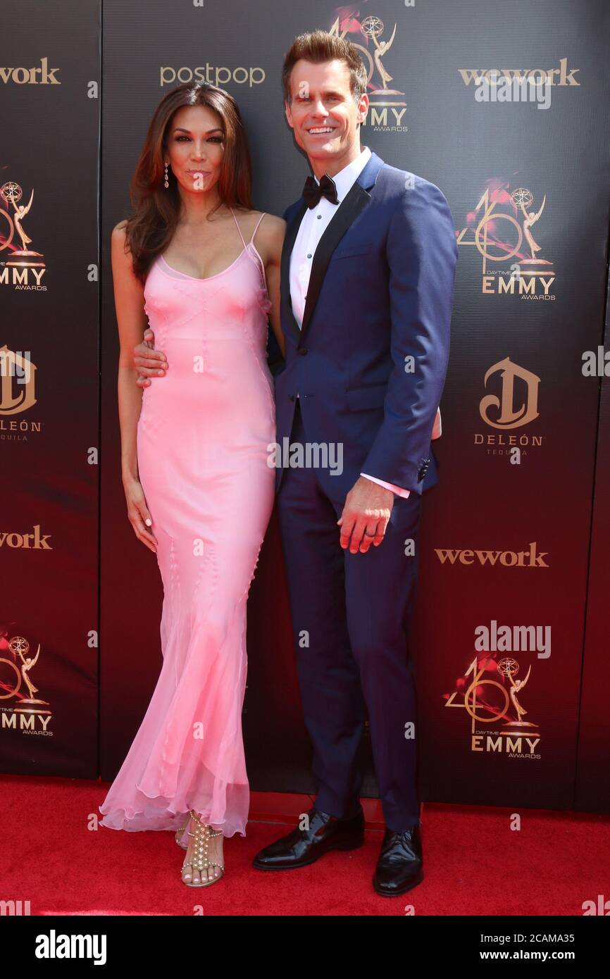 LOS ANGELES - MAY 5: Vanessa Arevalo, Cameron Mathison at the 2019 ...