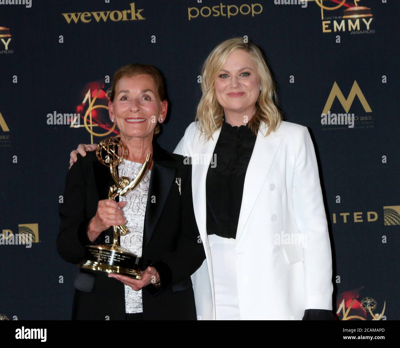 Judy sheindlin amy poehler hi-res stock photography and images - Alamy