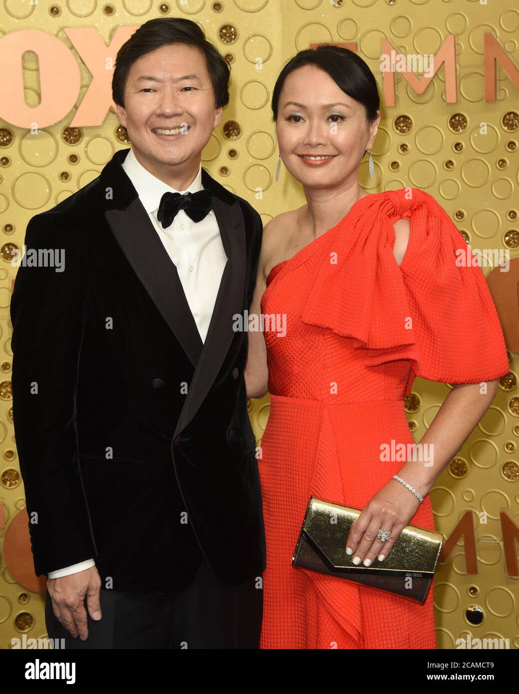 Ken jeong tran jeong arrivals hi-res stock photography and images - Alamy