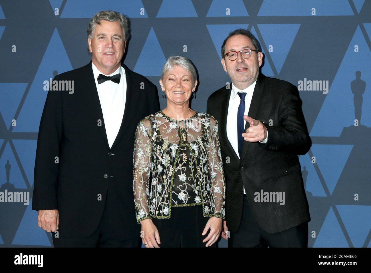 LOS ANGELES - OCT 27: Tom Barnard, Tracy Edwards, guest at the ...