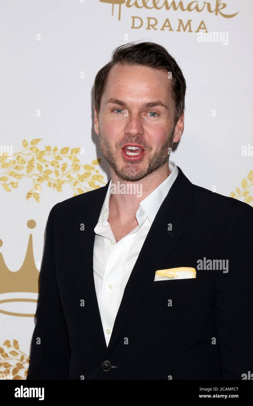 LOS ANGELES - FEB 9: Paul Campbell at the Hallmark Winter 2019 TCA ...
