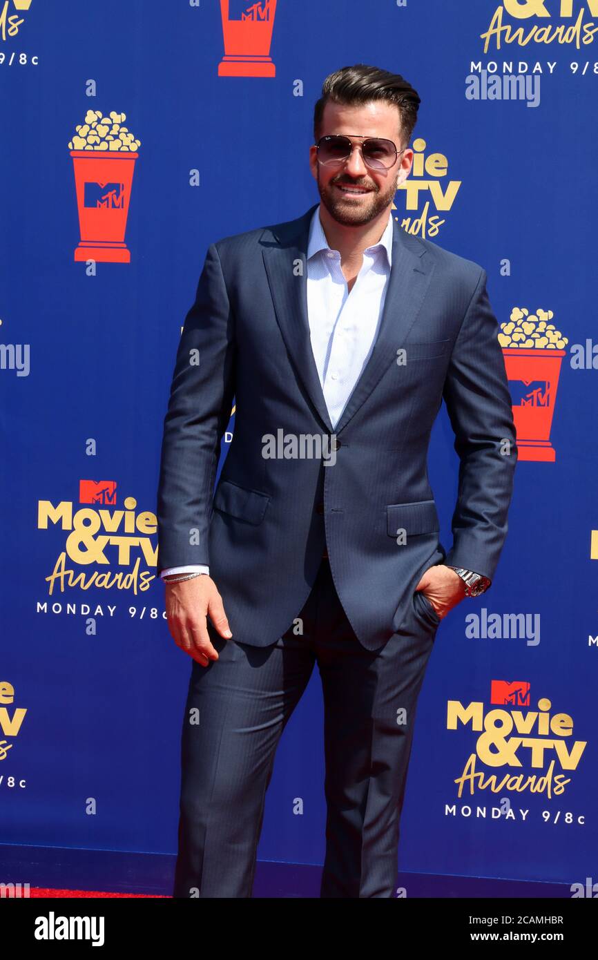LOS ANGELES - JUN 15: Johnny Bananas at the 2019 MTV Movie & TV Awards ...