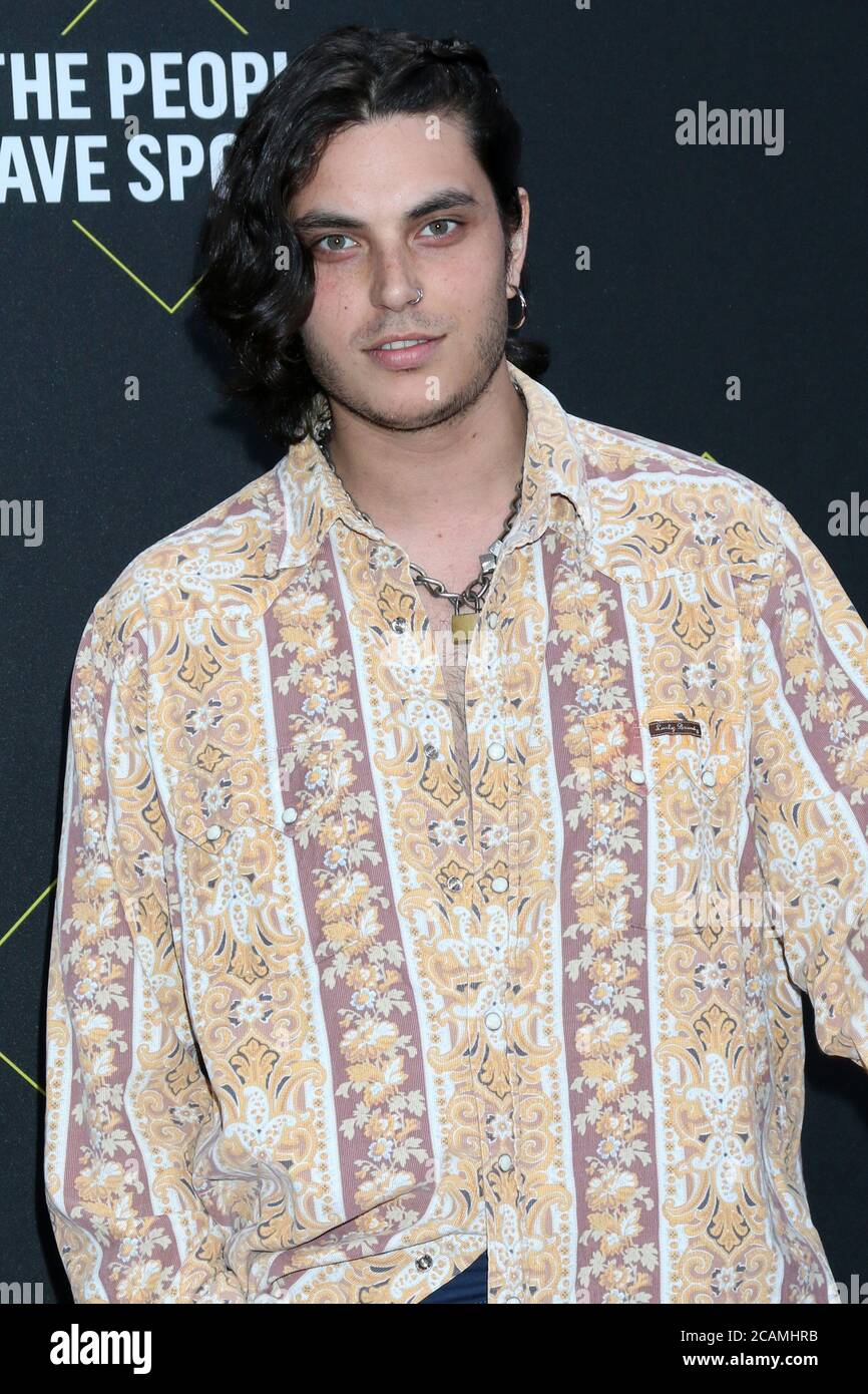 LOS ANGELES - NOV 10: Samuel Larsen at the 2019 People's Choice Awards ...