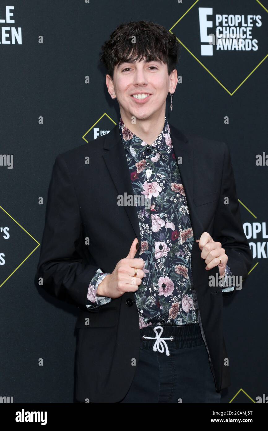 LOS ANGELES - NOV 10: Bobby Mares at the 2019 People's Choice Awards at ...