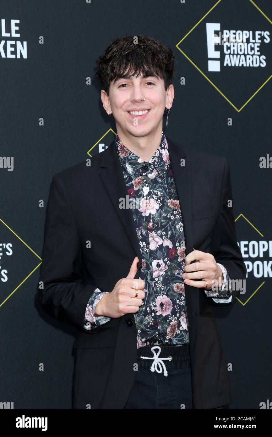 LOS ANGELES - NOV 10: Bobby Mares at the 2019 People's Choice Awards at ...