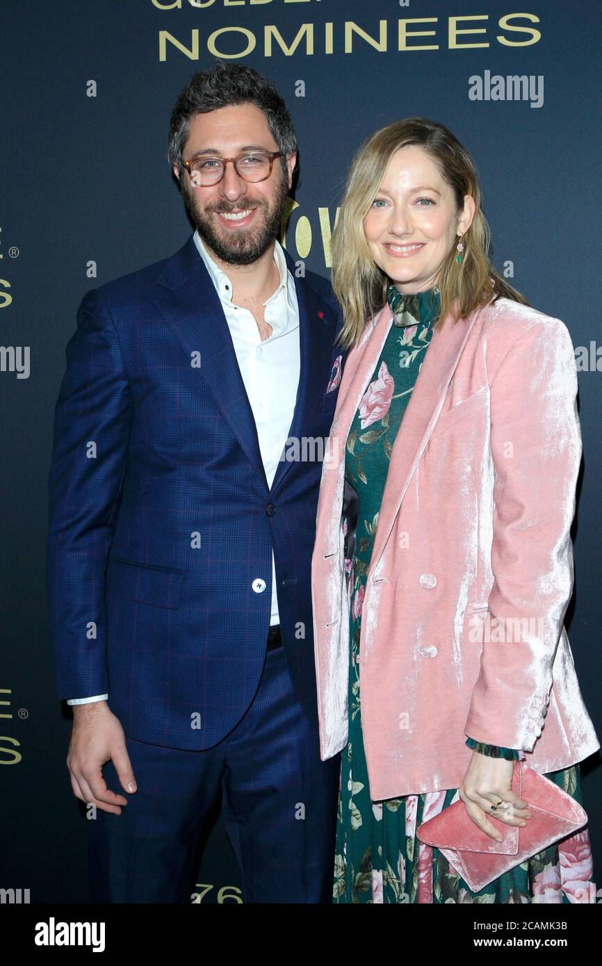 LOS ANGELES - JAN 5: Dave Holstein, Judy Greer at the Showtime Golden ...