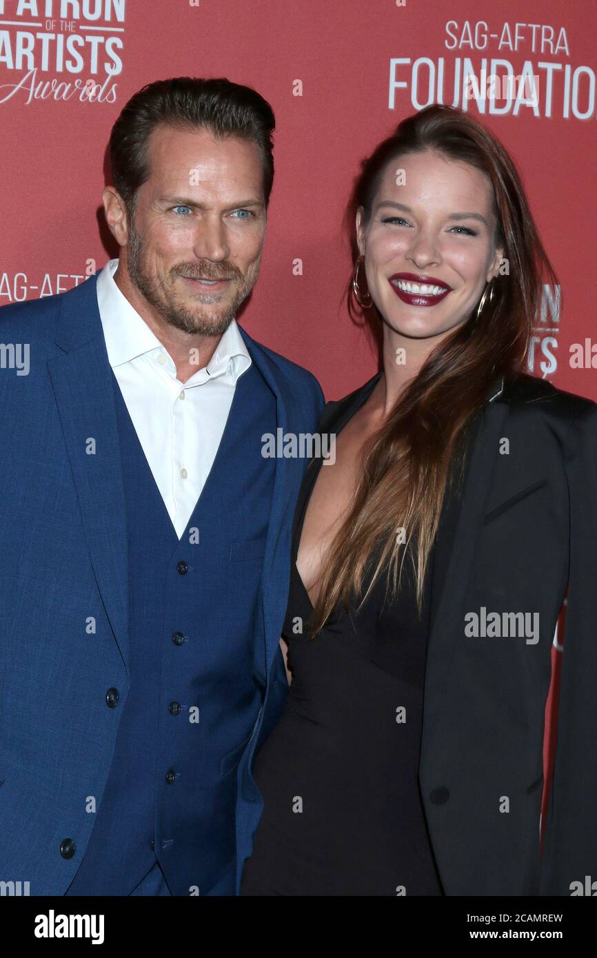 LOS ANGELES - NOV 7: Jason Lewis, Liz Godwin at the 4th Annual Patron ...