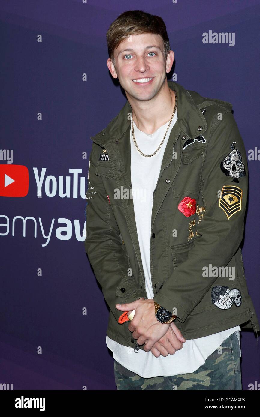 LOS ANGELES - DEC 13: Matt Steffanina at the 9th Annual Streamy Awards ...