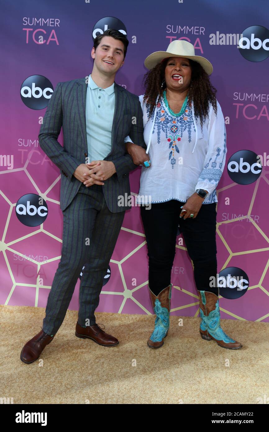 LOS ANGELES - AUG 15: JT Neal, Pam Grier at the ABC Summer TCA All-Star ...