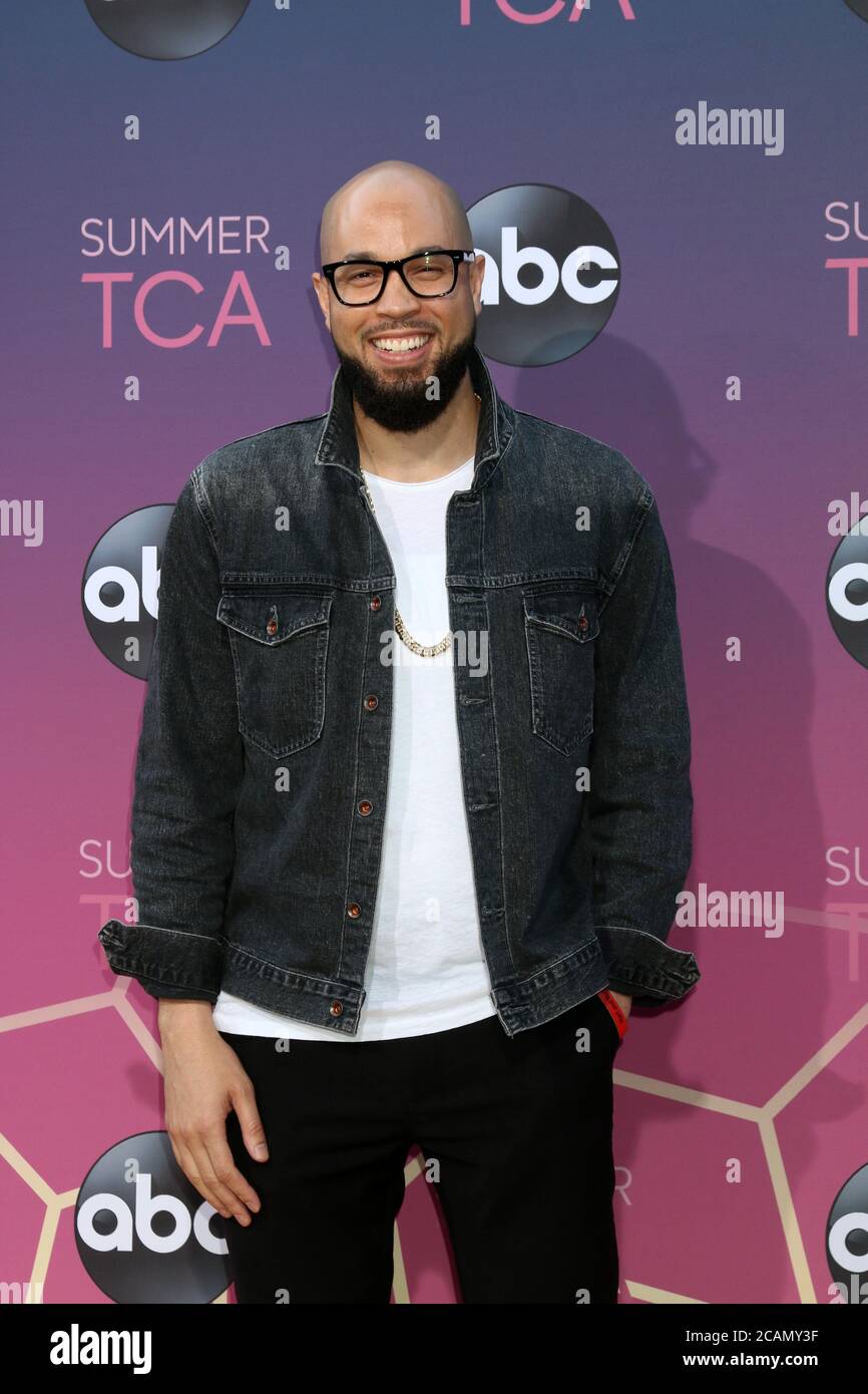 LOS ANGELES - AUG 15: Peter Saji at the ABC Summer TCA All-Star Party ...