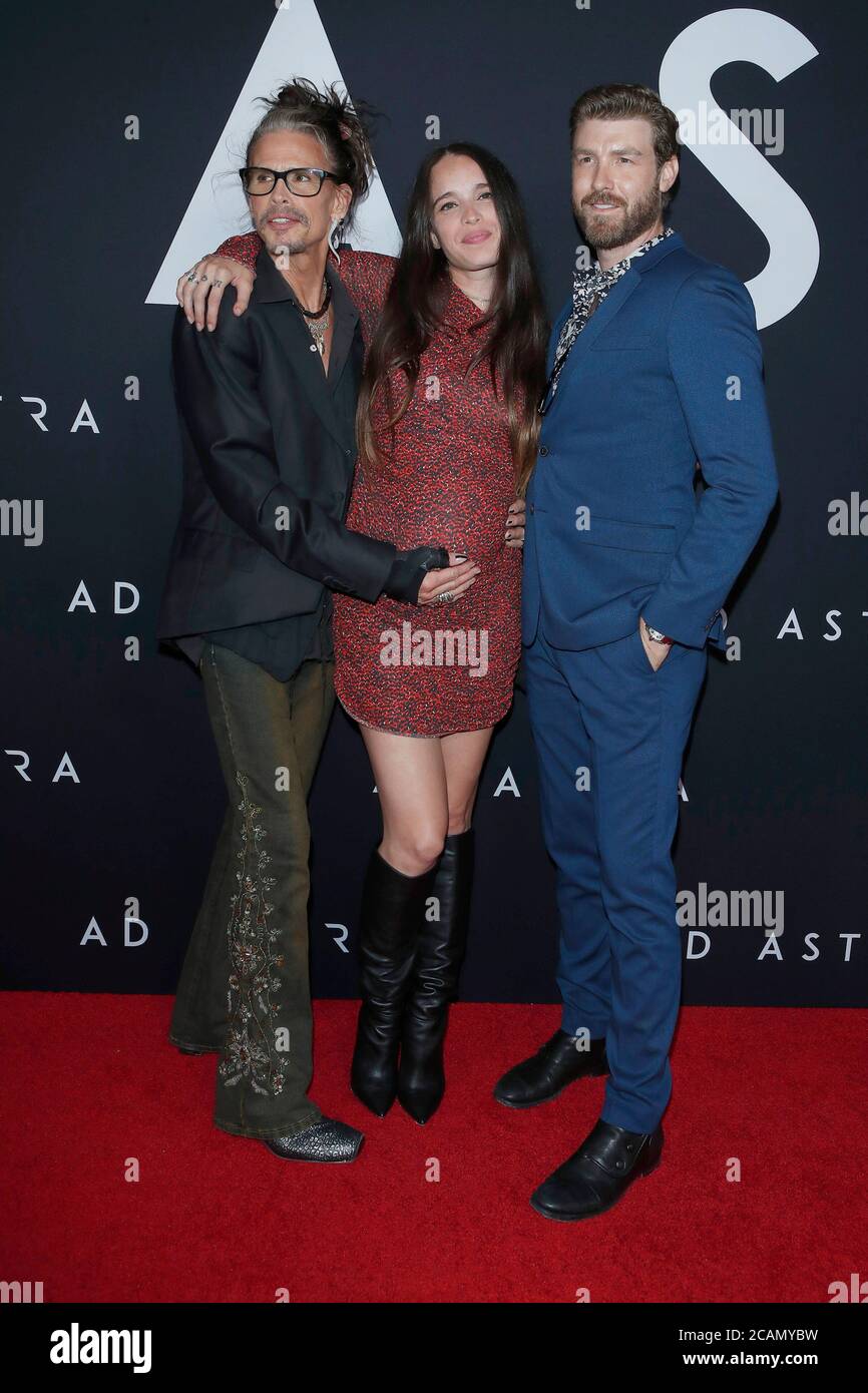 LOS ANGELES - SEP 18: Steven Tyler, Chelsea Tyler, Jon Foster at the Ad ...