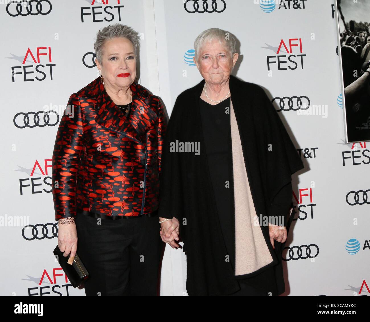 LOS ANGELES - NOV 20: Kathy Bates, Barbara Jewell, Bobi Jewell at the ...